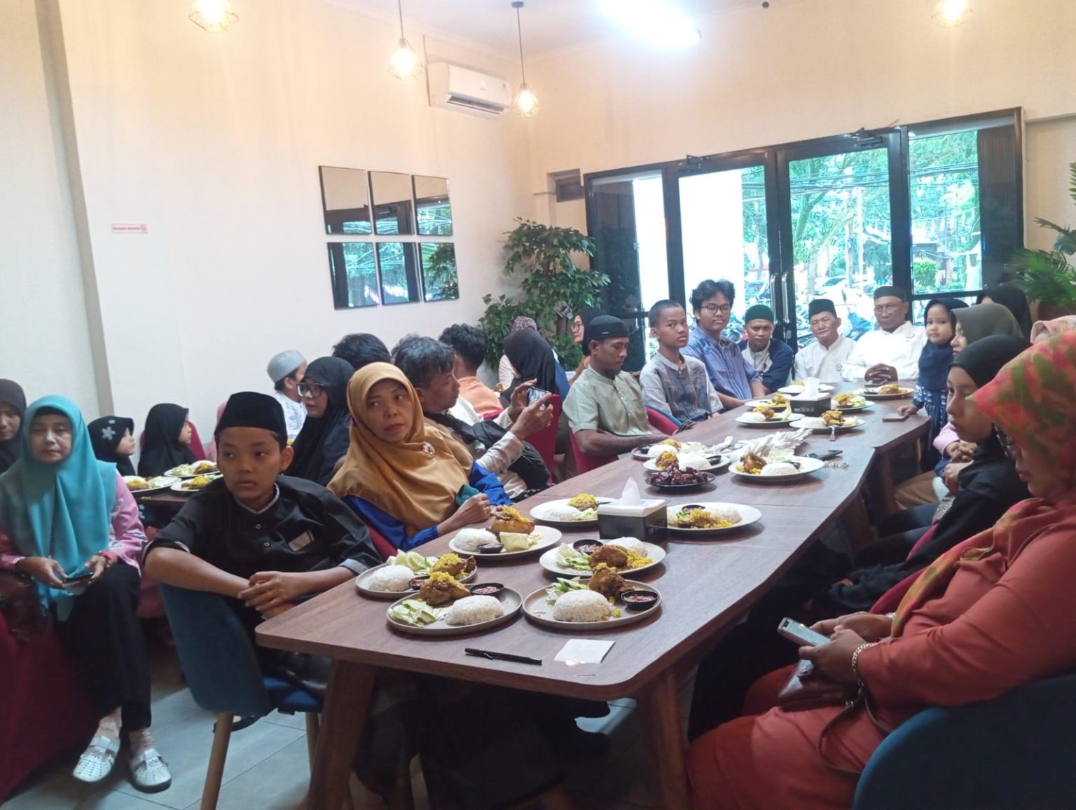 *Rumah Azzam Syauqi dan FOKMA Gelar Bakti Ramadhan 1447, Santunan Yatim ...